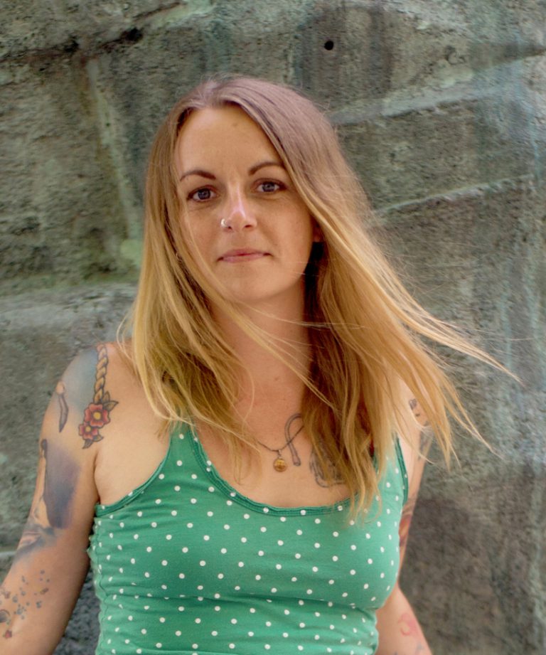 Lass uns mit den Toten tanzen – Eine Tanzaufforderung an etablierte ...